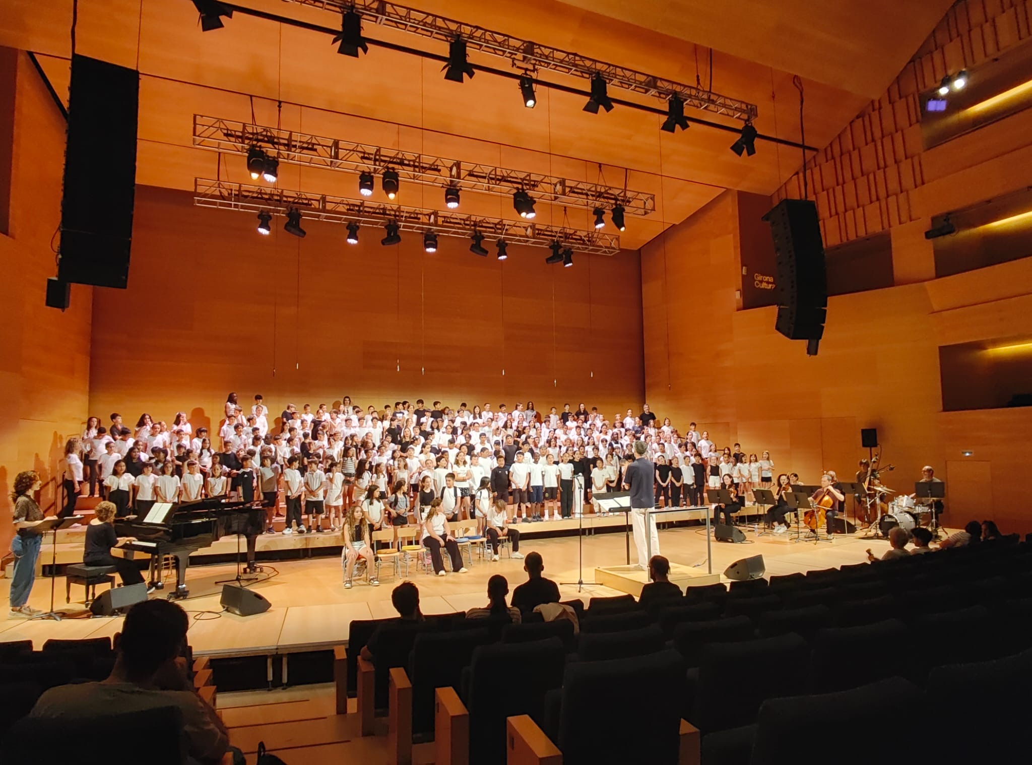 Escola Pericot – #coneix#crea#creix