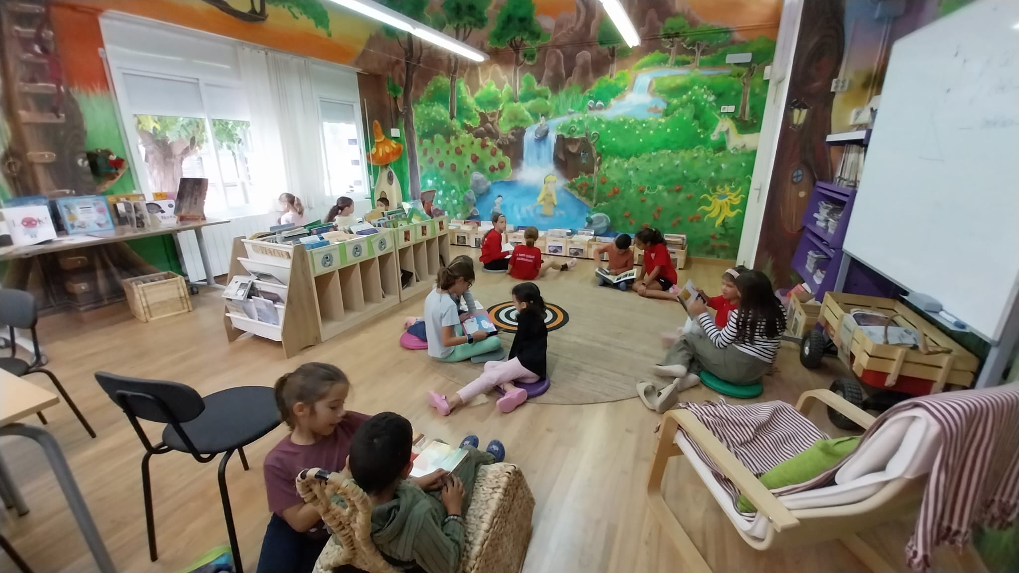 5È I1R INICIEM PADRINES I FILLOLS LECTORS | Escola Les Vinyes